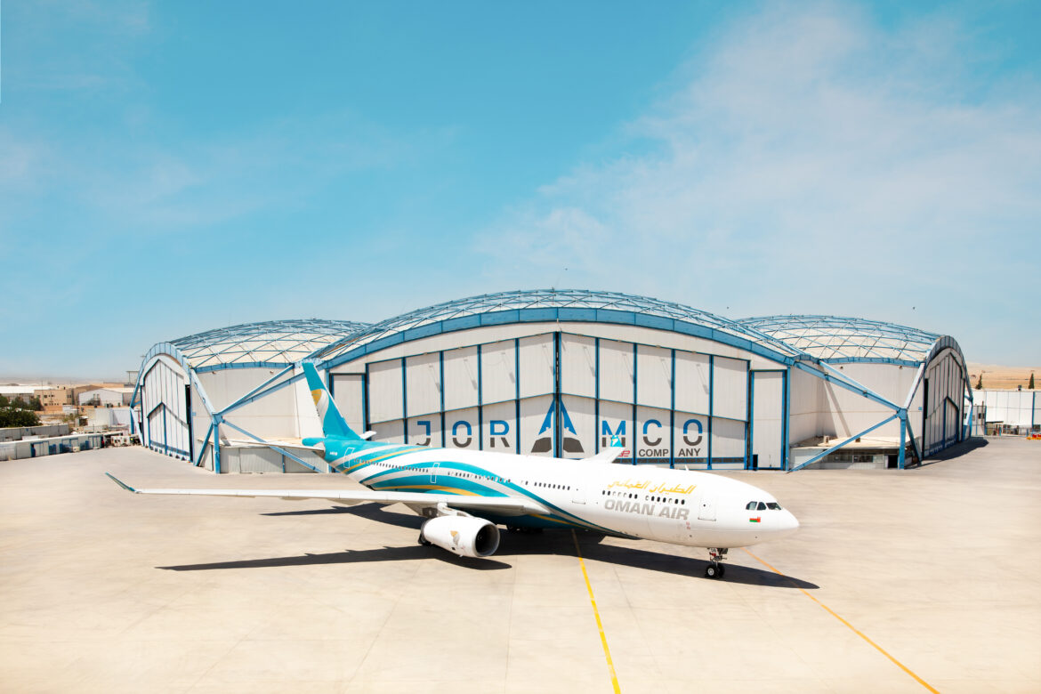 Joramco Signs New Maintenance Agreement with Oman Air – India's ...
